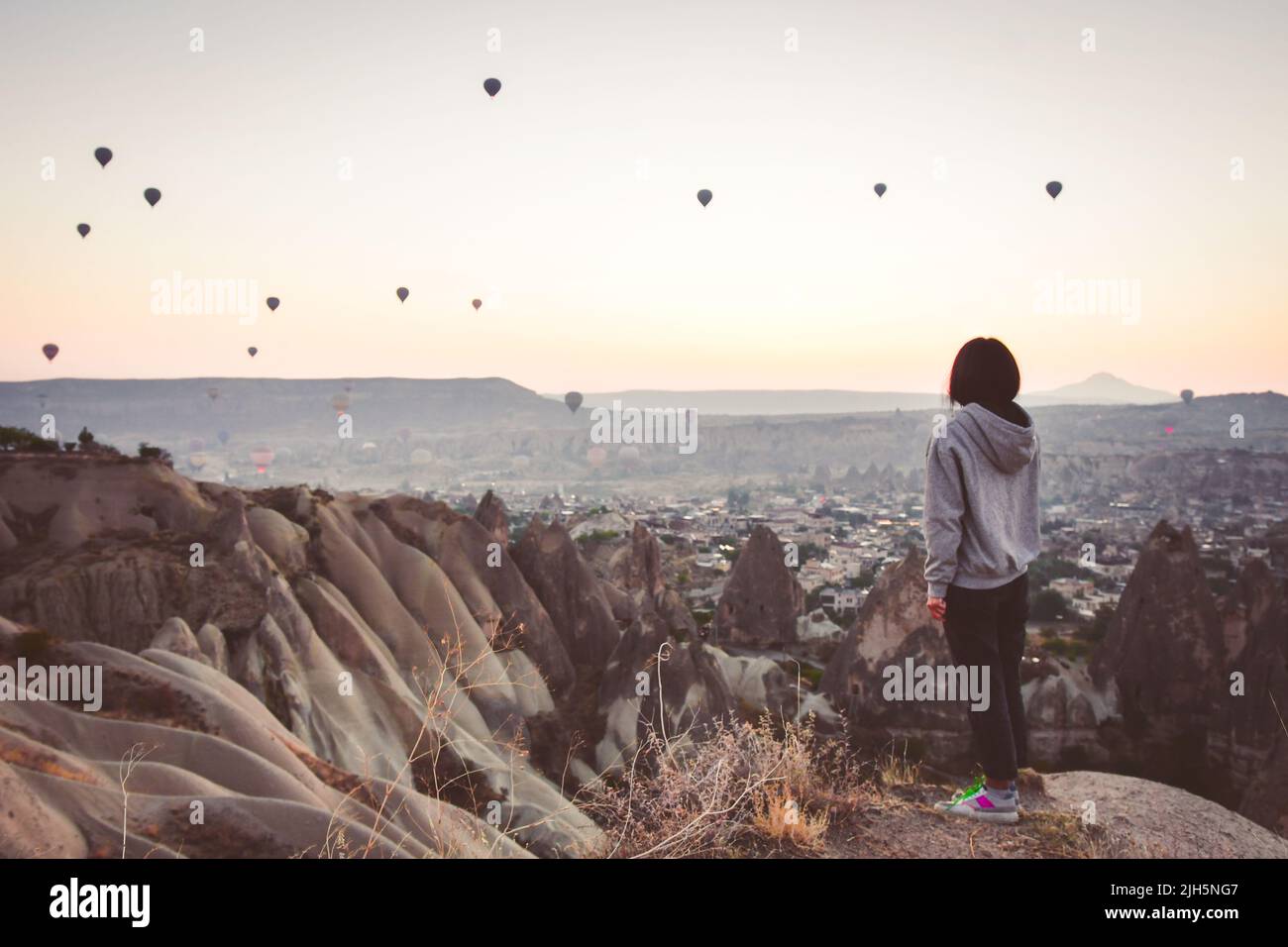 Solo outdoor experience hi-res stock photography and images - Alamy