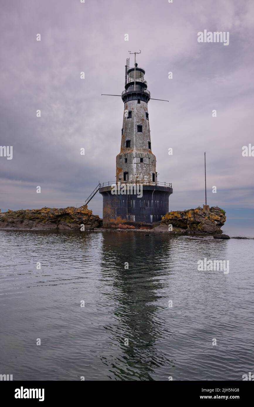 Rock harbor lighthouse, michigan hi-res stock photography and images ...