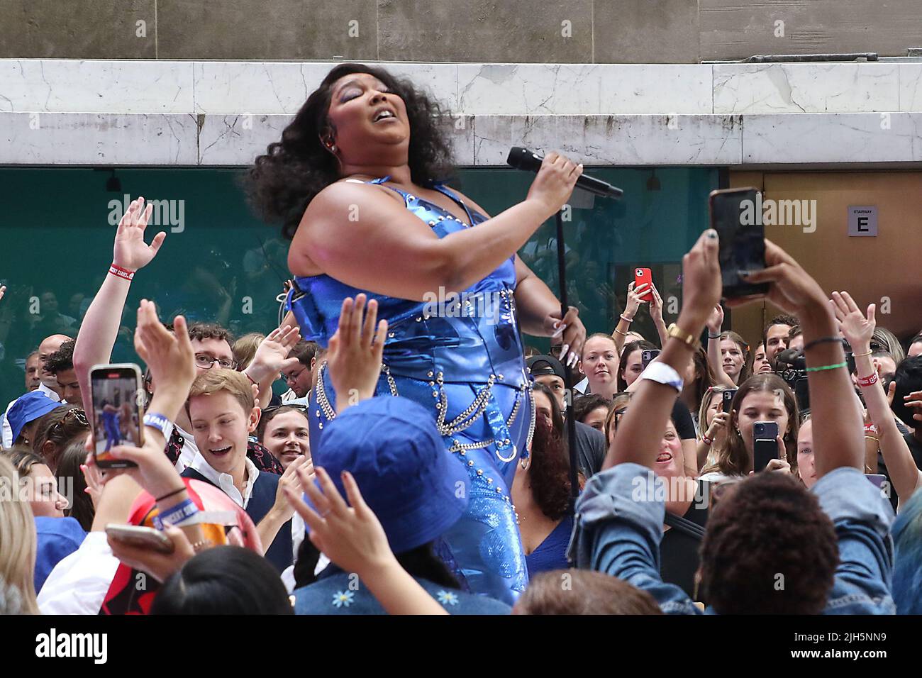 Lizzo Performing On The Today Show -PICTURED: Lizzo -LOCATION: New York ... Lizzo Performing On The Today Show -PICTURED: Lizzo -LOCATION: New York ...