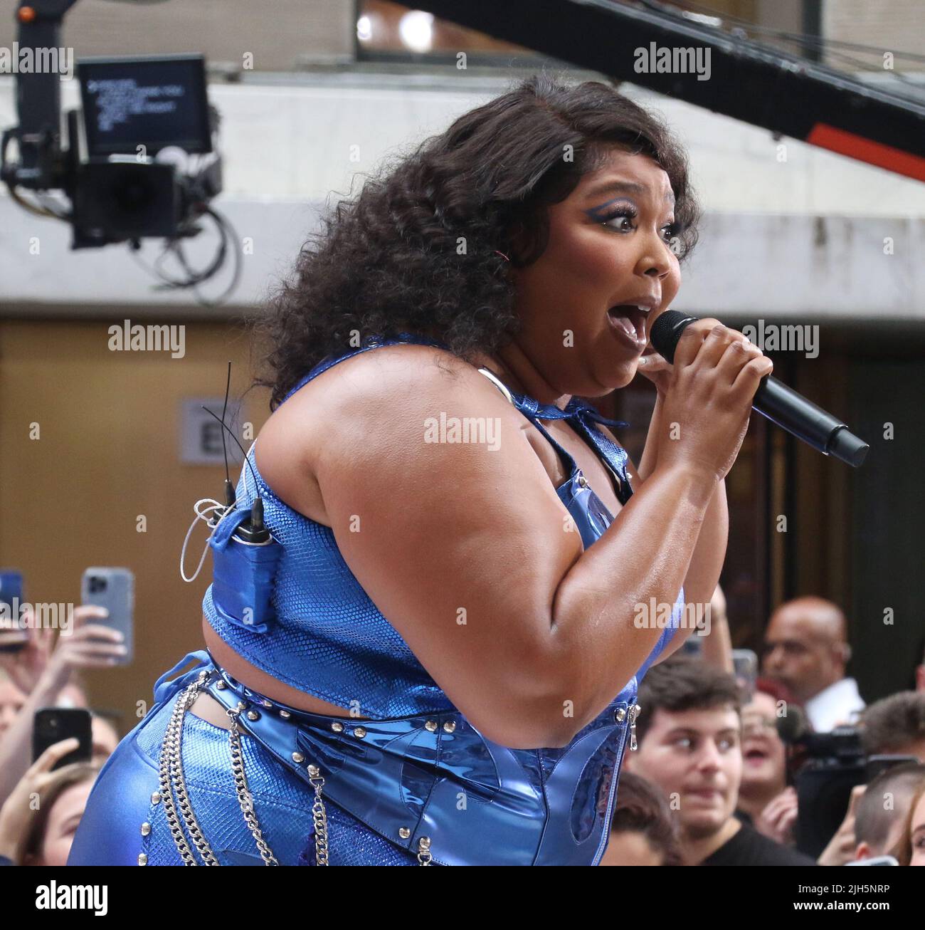 Lizzo Performing On The Today Show -PICTURED: Lizzo -LOCATION: New York ...