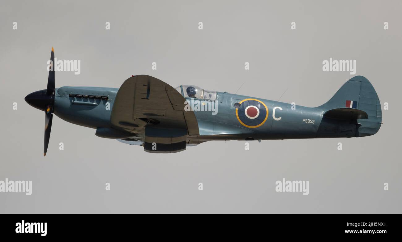 British special forces aircraft hi-res stock photography and images - Alamy