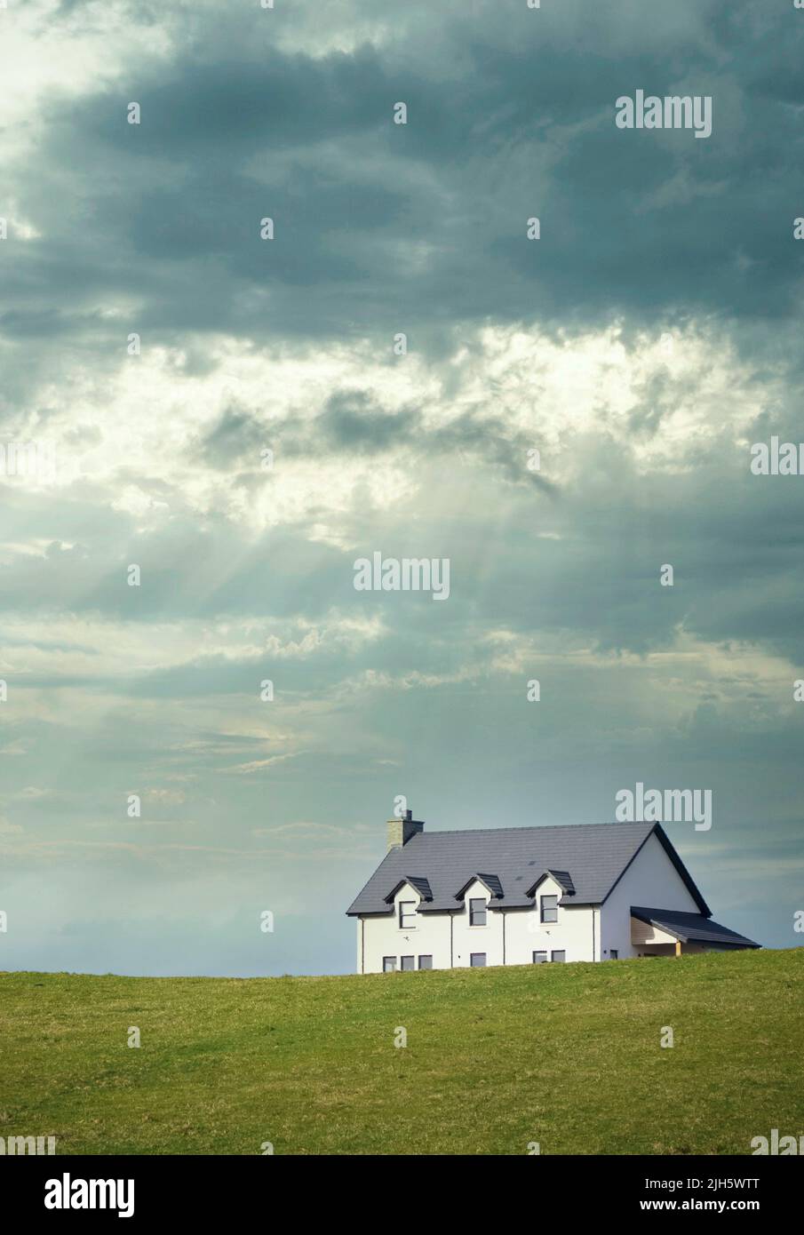 Single house alone in countryside for peaceful living and mindfulness ...