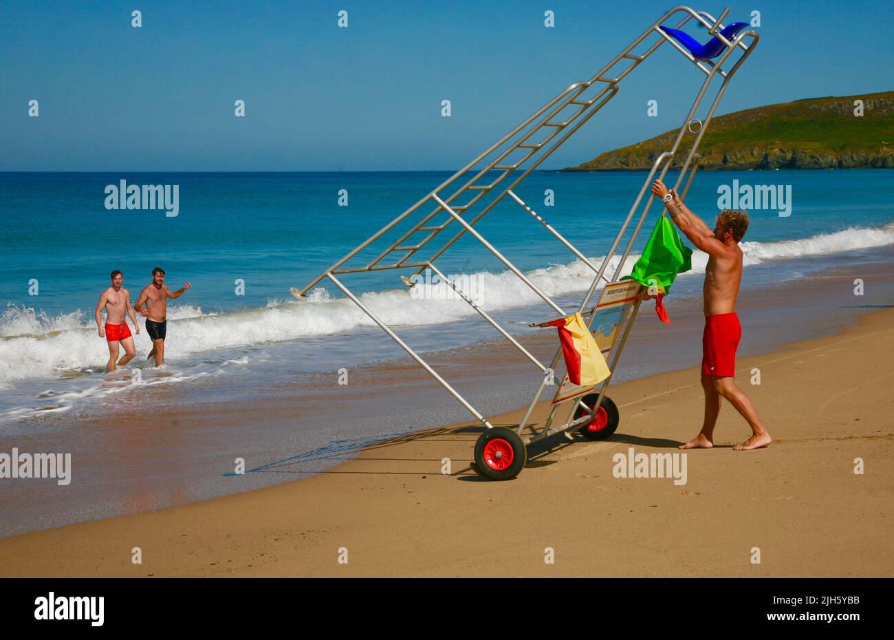 Lifeguard beach rescue cpr hi-res stock photography and images - Alamy