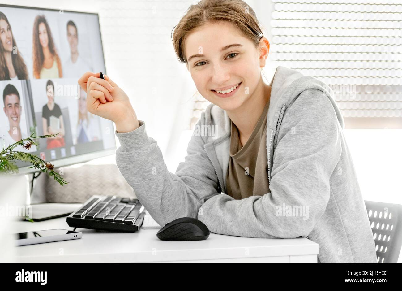 Girl studying at home Stock Photo - Alamy