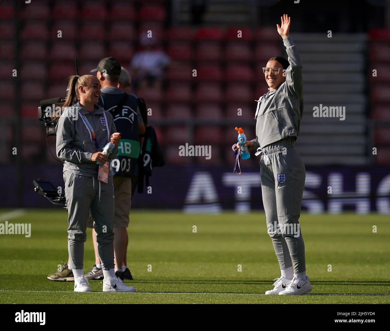 England's Georgia Stanway (left) and Lucy Bronze on the pitch before ...