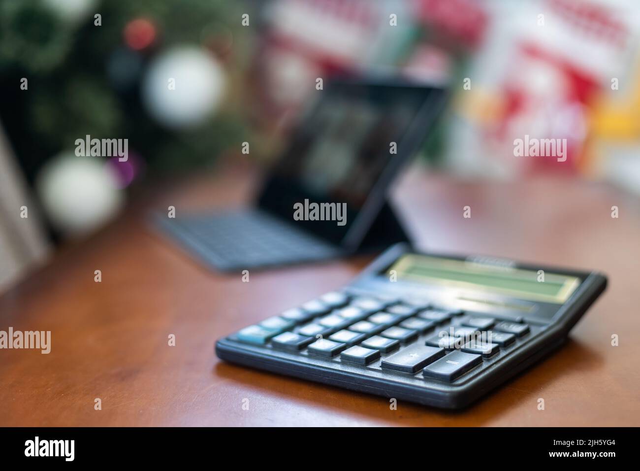 Budget text ball hi-res stock photography and images - Alamy