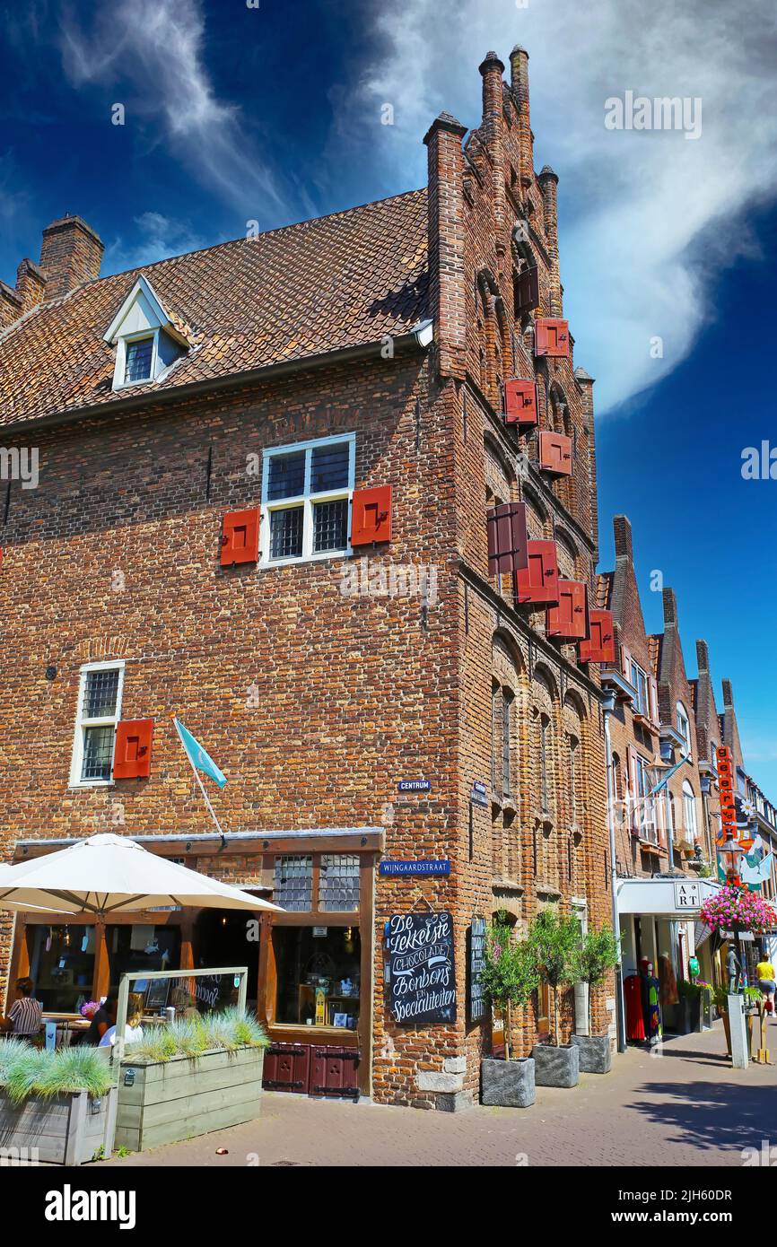 Medieval brick house hi-res stock photography and images - Alamy