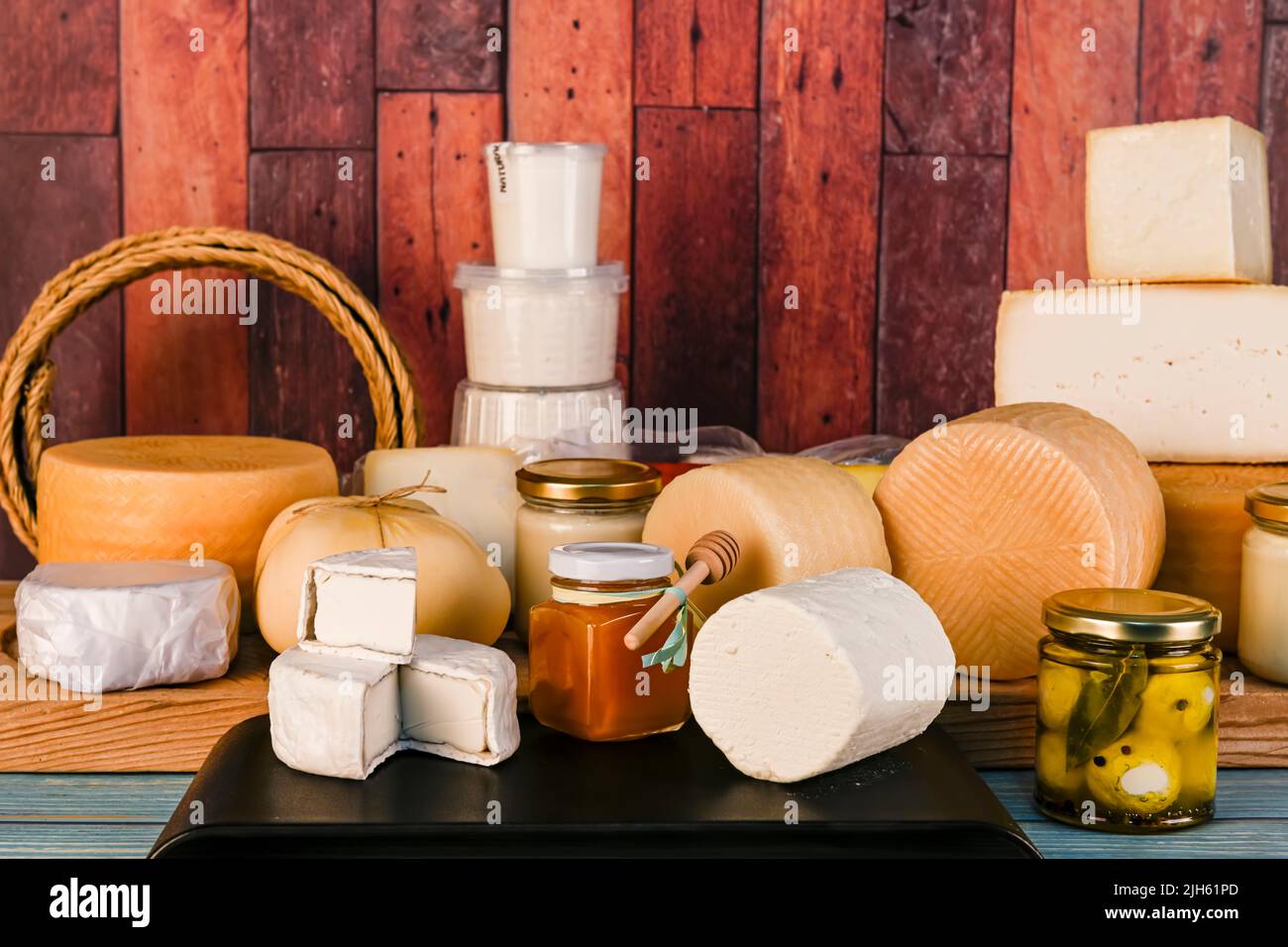 Goat cheeses hi-res stock photography and images - Alamy