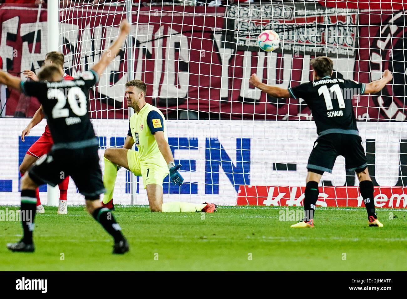 Kaiserslautern, Germany. 15th July, 2022. Soccer: 2nd Bundesliga, 1. FC Kaiserslautern ...