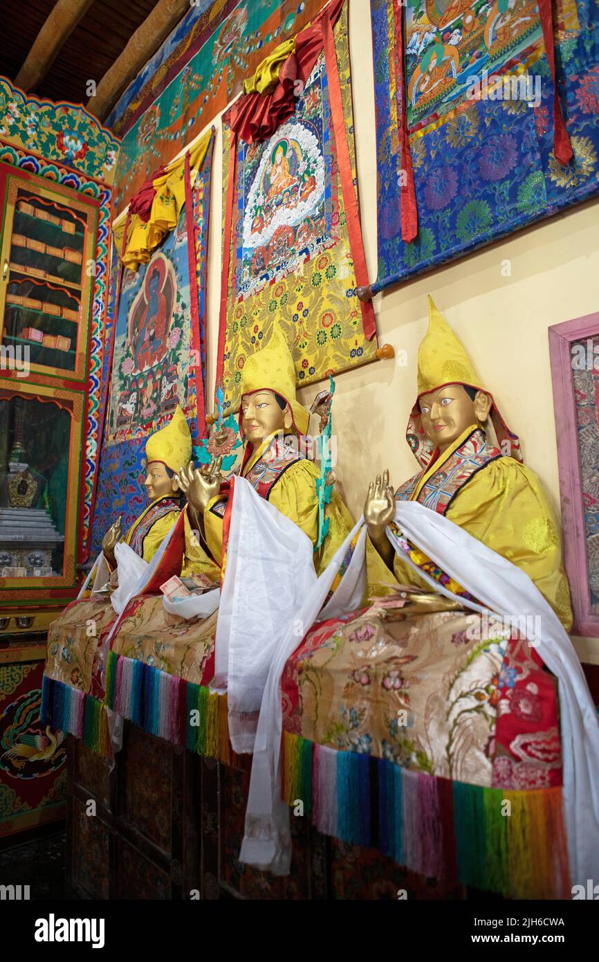 Buddhism prayer hall india hi-res stock photography and images - Alamy