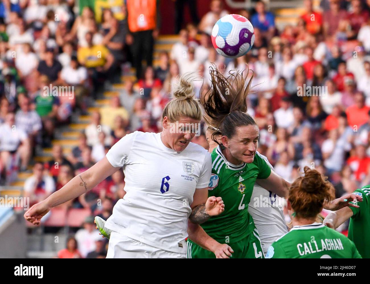 Sarah mcfadden football international hi-res stock photography and ...