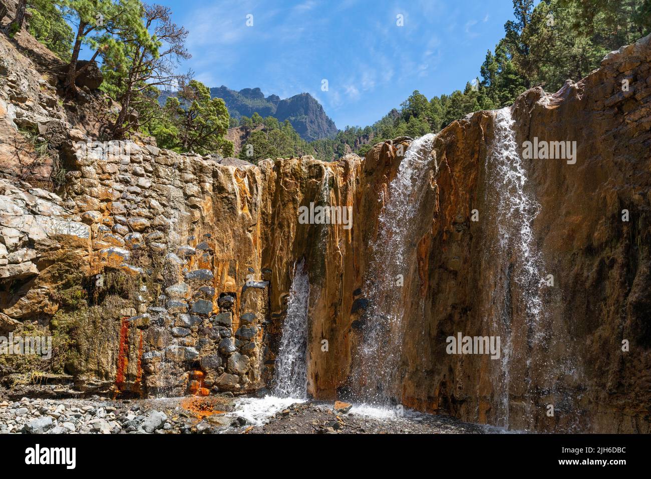Cascada de Colores waterfall, Caldera de Taburiente National Park ...