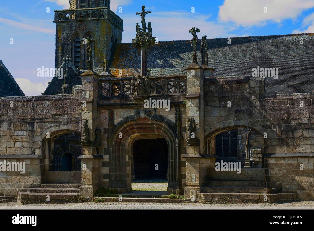 Enclosed parish Enclos paroissial Eglise Saint-Salomon de La Martyre ...