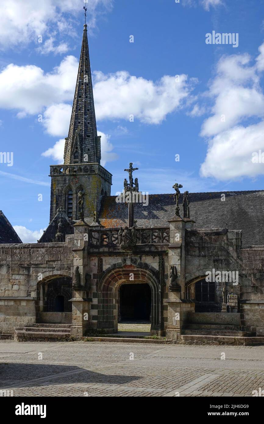 Enclosed parish Enclos paroissial Eglise Saint-Salomon de La Martyre ...