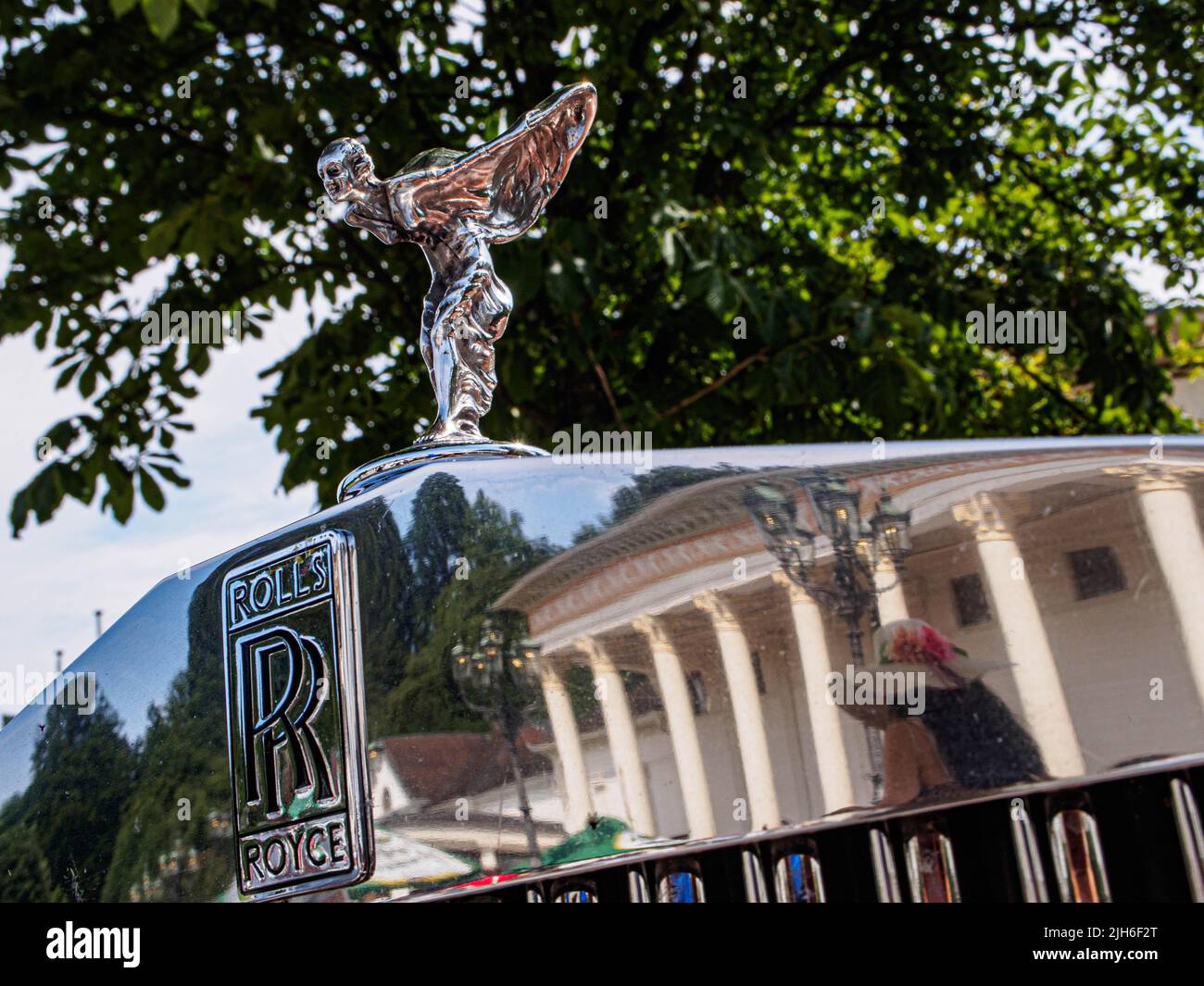 Vintage car meeting, Rolls Royce radiator mascot Spirit of Ecstasy ...