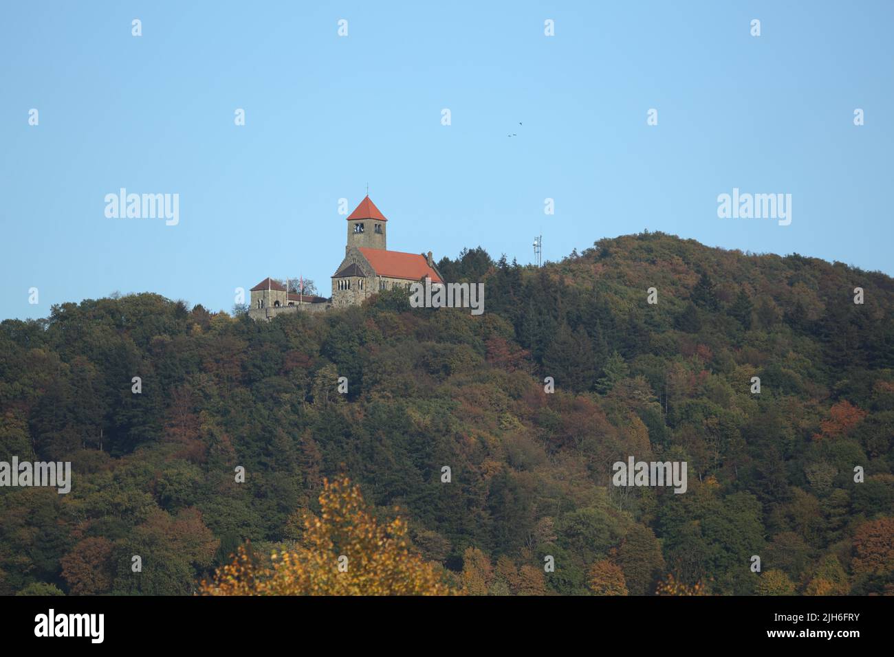 View of Wachenburg Castle in Weinheim, Bergstrasse, Baden-Wuerttemberg ...