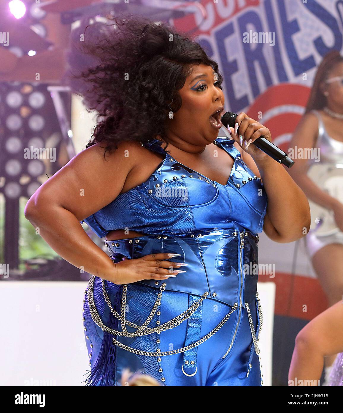 Lizzo Performing On The Today Show -PICTURED: Lizzo -LOCATION: New York ...
