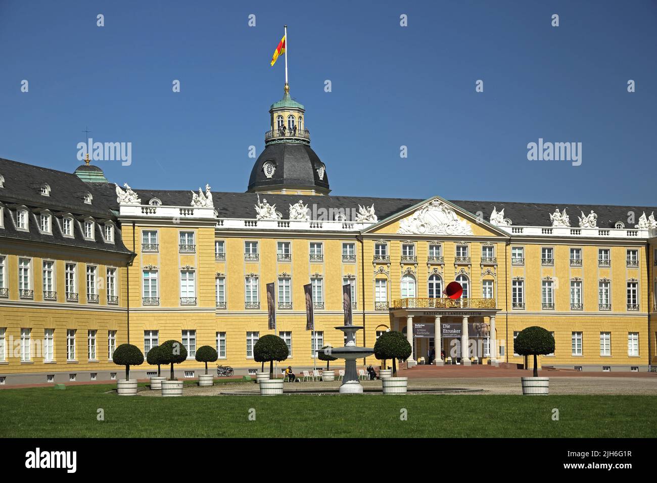 Baroque castle in Karlsruhe, Baden-Wuerttemberg, Germany Stock Photo ...