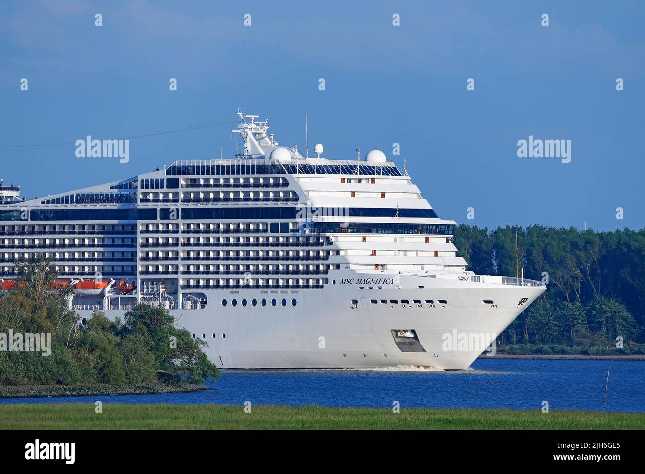 Msc magnifica cruise liner hi-res stock photography and images - Alamy