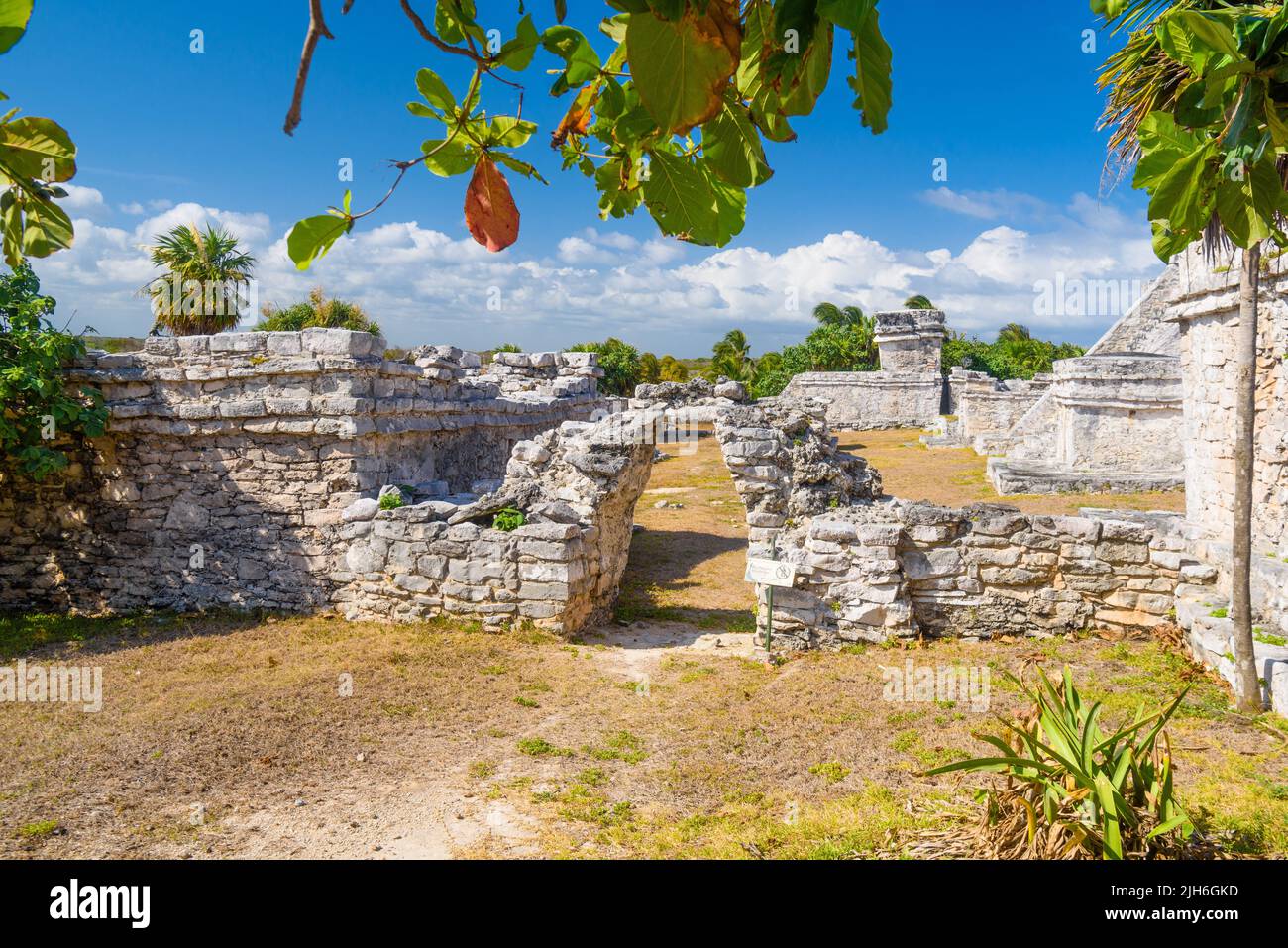 The castle, Mayan Ruins in Tulum, Riviera Maya, Yucatan, Caribbean Sea ...