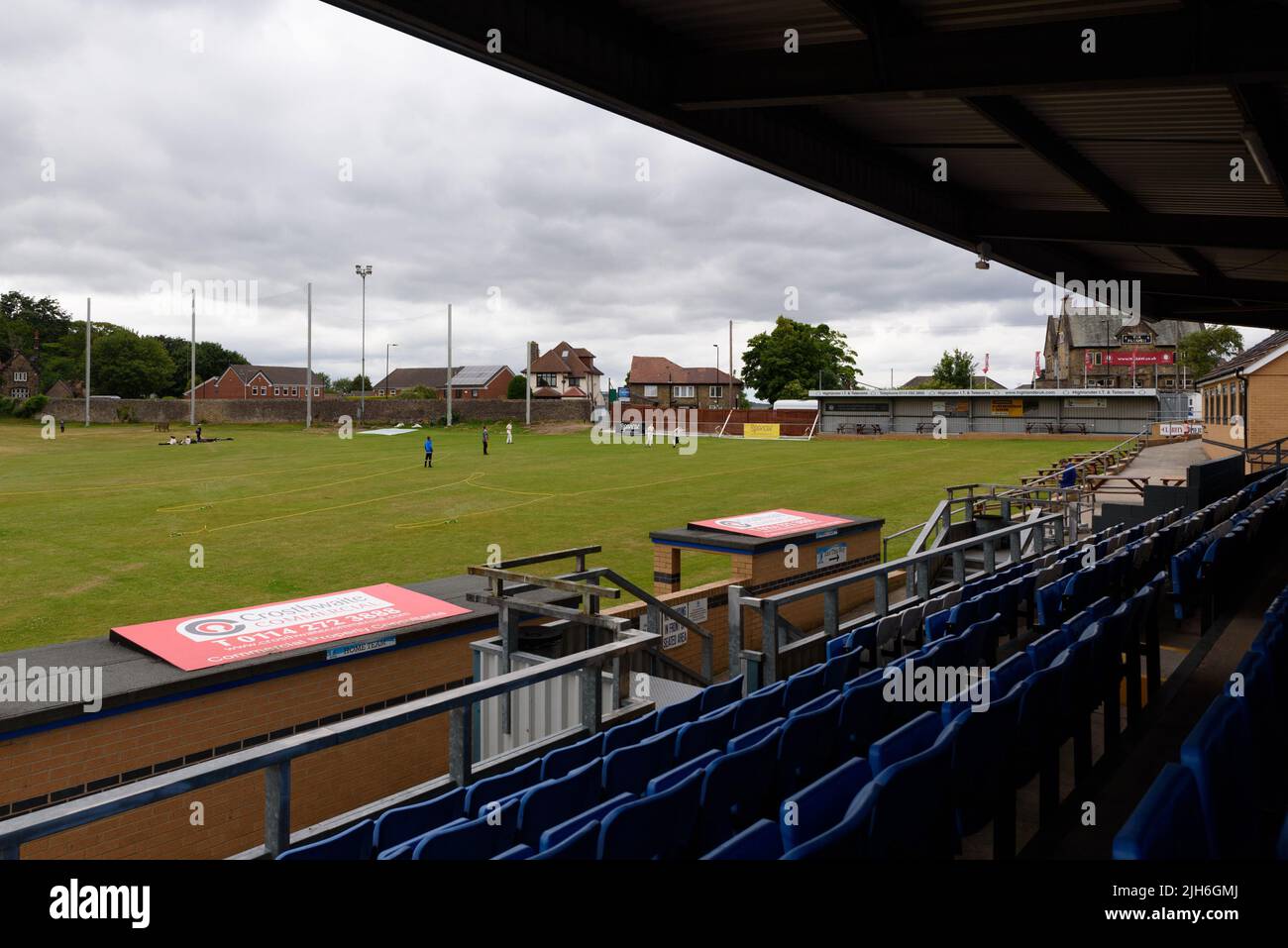 Fromt view hi-res stock photography and images - Alamy