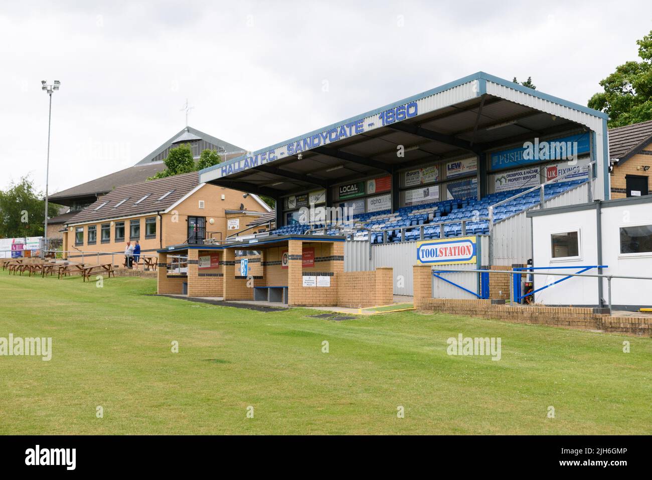 Hallam fc hi-res stock photography and images - Alamy