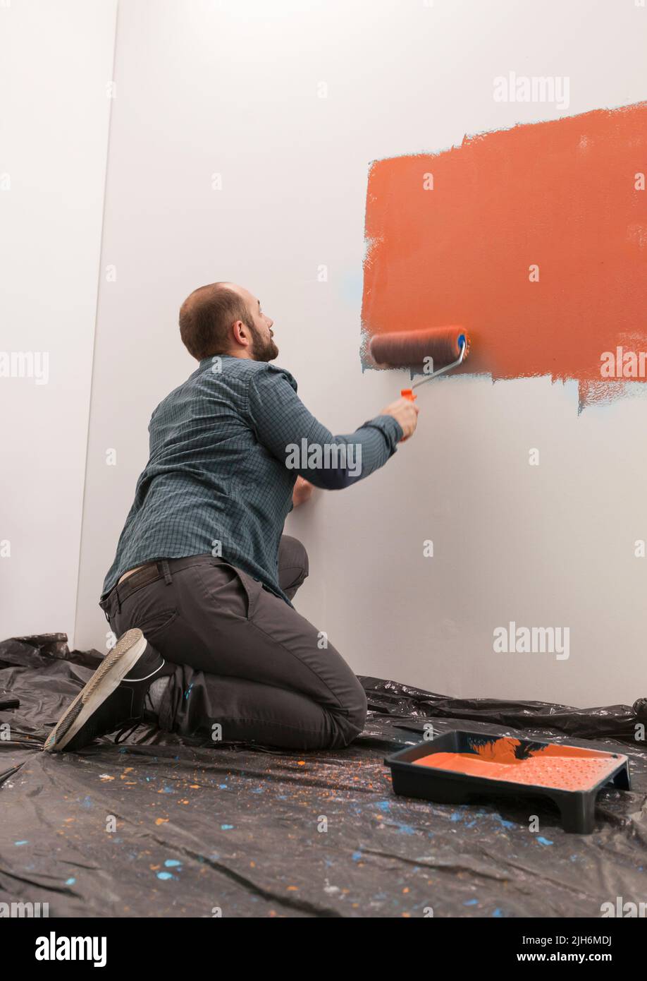 Manual painting hi-res stock photography and images - Alamy