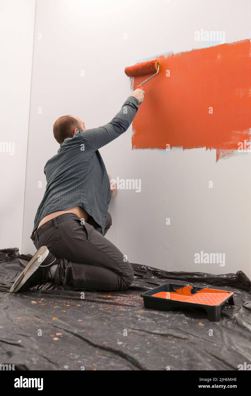 Manual painting hi-res stock photography and images - Alamy