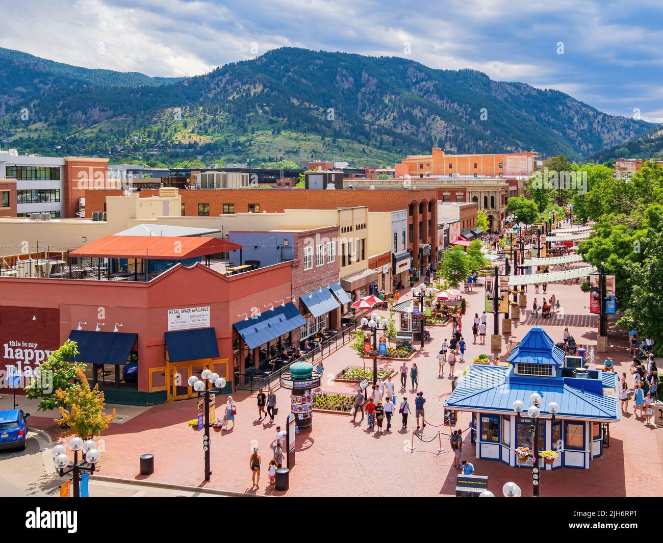 Colorado, JUL 2 2022 - Daytime view of some stores in Pearl Street Mall ...
