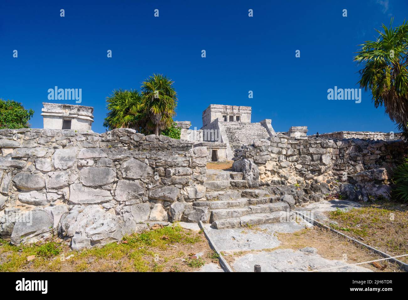 The castle, Mayan Ruins in Tulum, Riviera Maya, Yucatan, Caribbean Sea ...