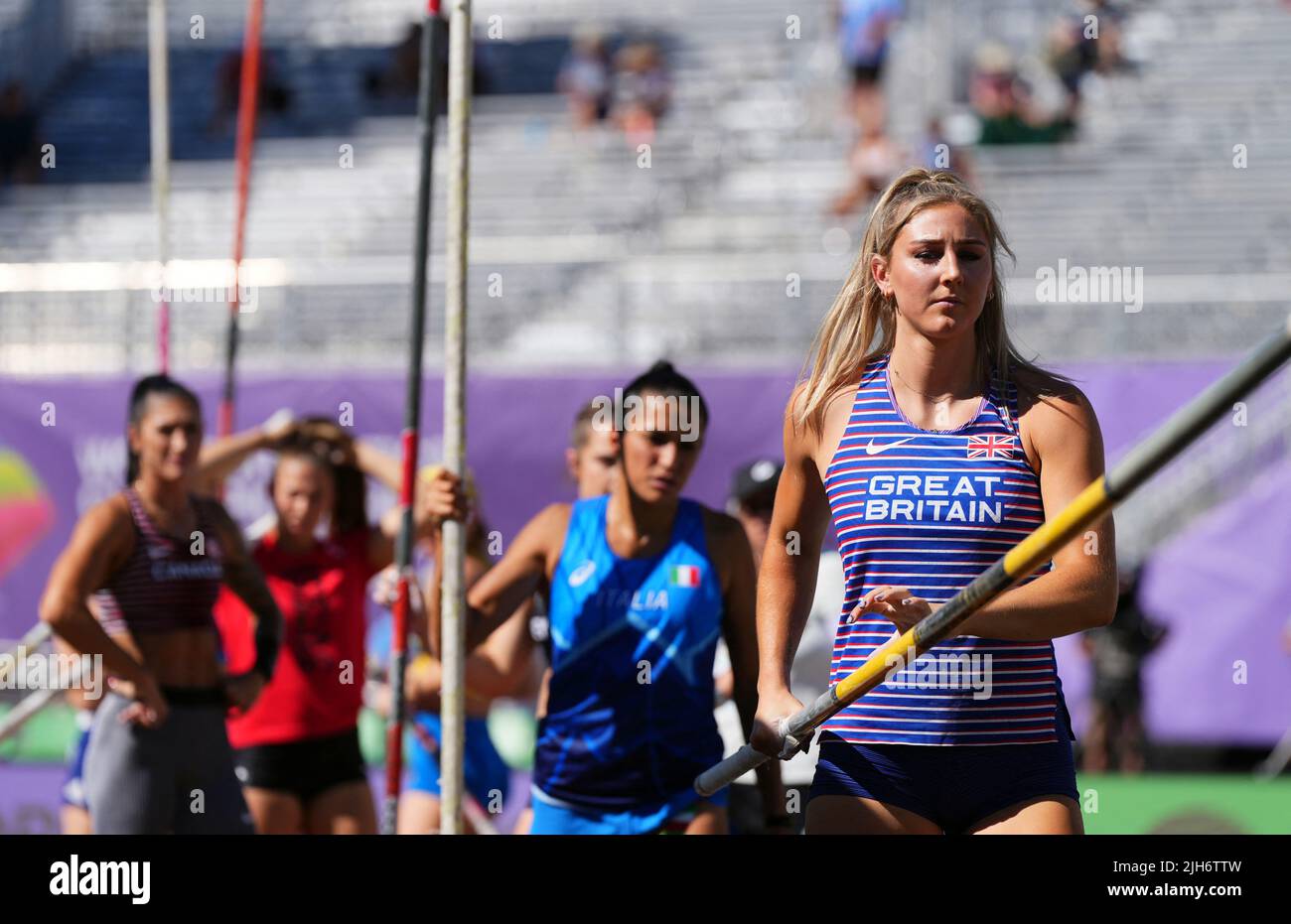 Molly caudery pole vault hi-res stock photography and images - Alamy