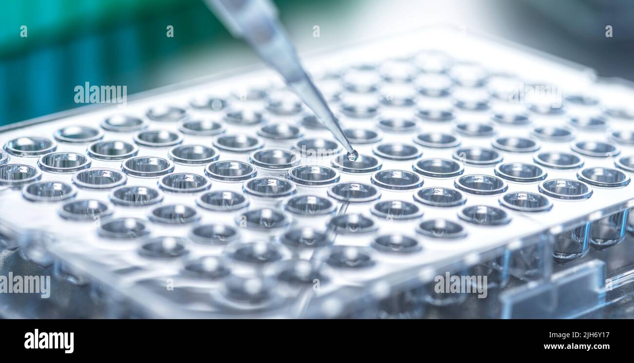 Person pharmacological hi-res stock photography and images - Alamy