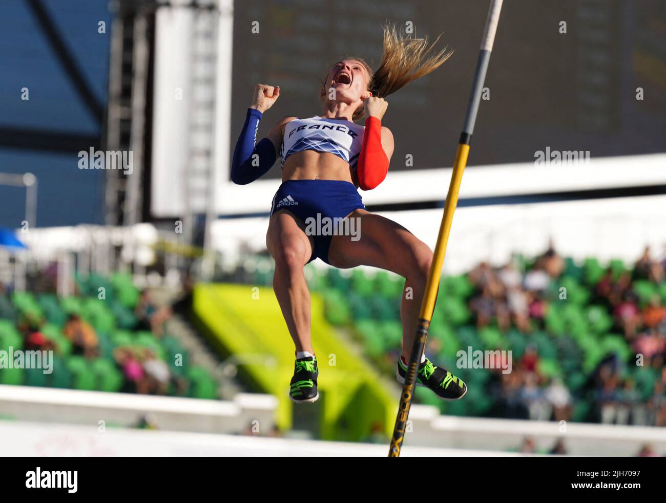 Margot chevrier pole vault hi-res stock photography and images - Alamy