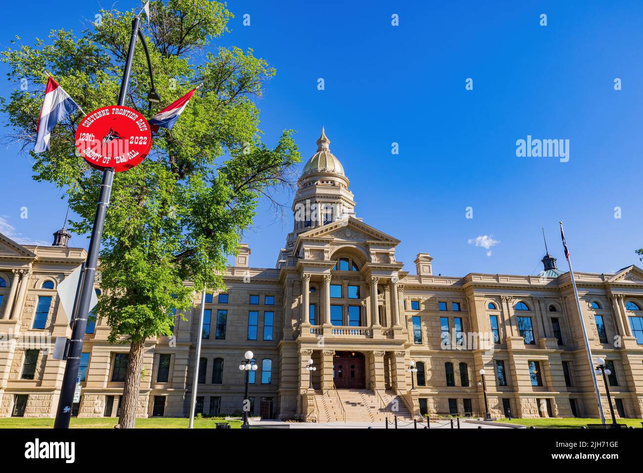Sunny view of the Wyoming State capitol building at Cheyenne, Wyoming ...