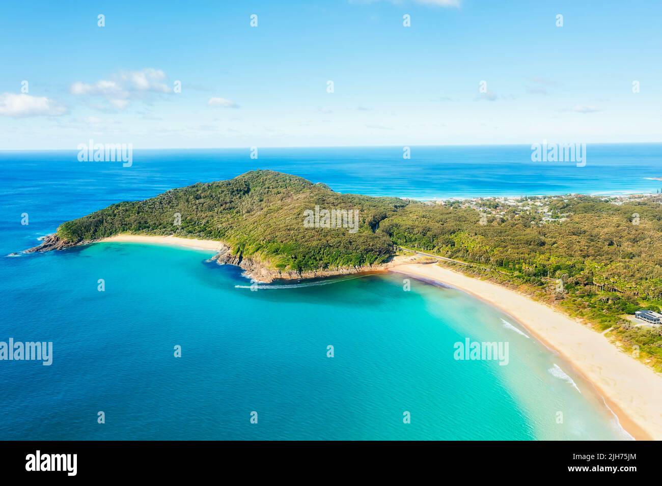 Tropical pristine white sand beach in Elizabeth beach town Pacific ...