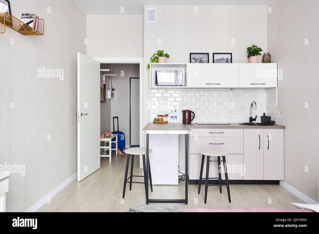 Cozy room with decor for daily rent Stock Photo - Alamy