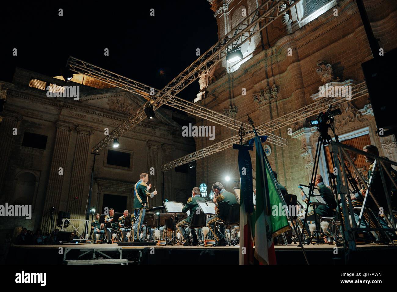 Banda musicale Guardia di Finanza Stock Photo - Alamy