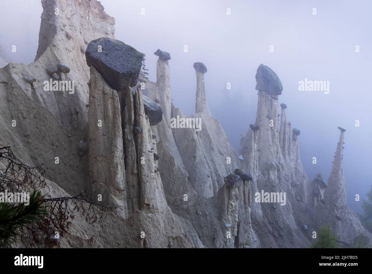 Earth pyramids of Platten (Erdpyramiden - Piramidi di Plata) near ...