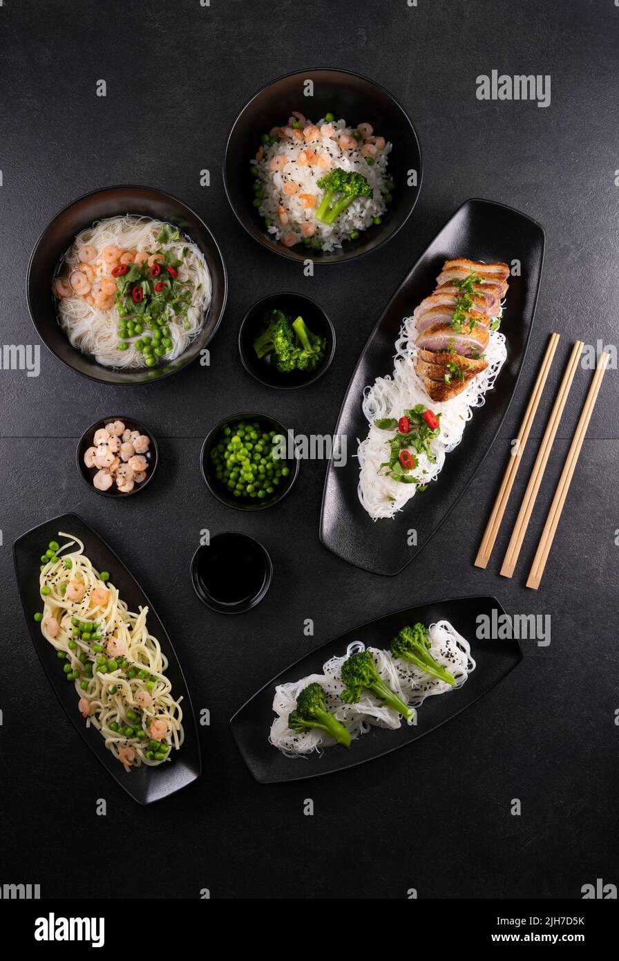 Various types of rice noodles hi-res stock photography and images - Alamy