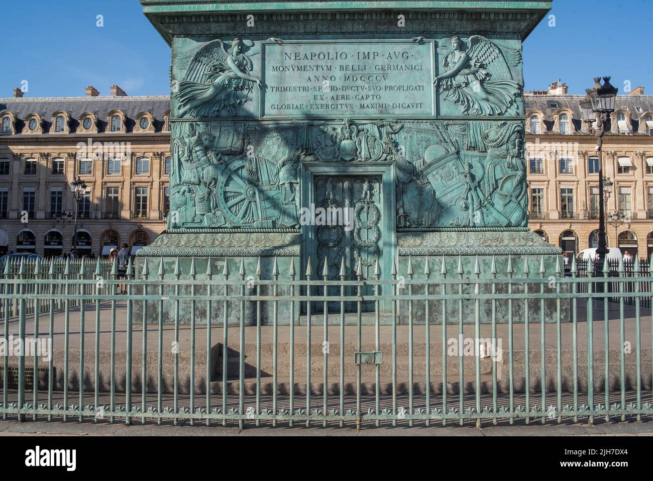 Colonne Vendôme, monument parisien situé au centre de la place du même ...