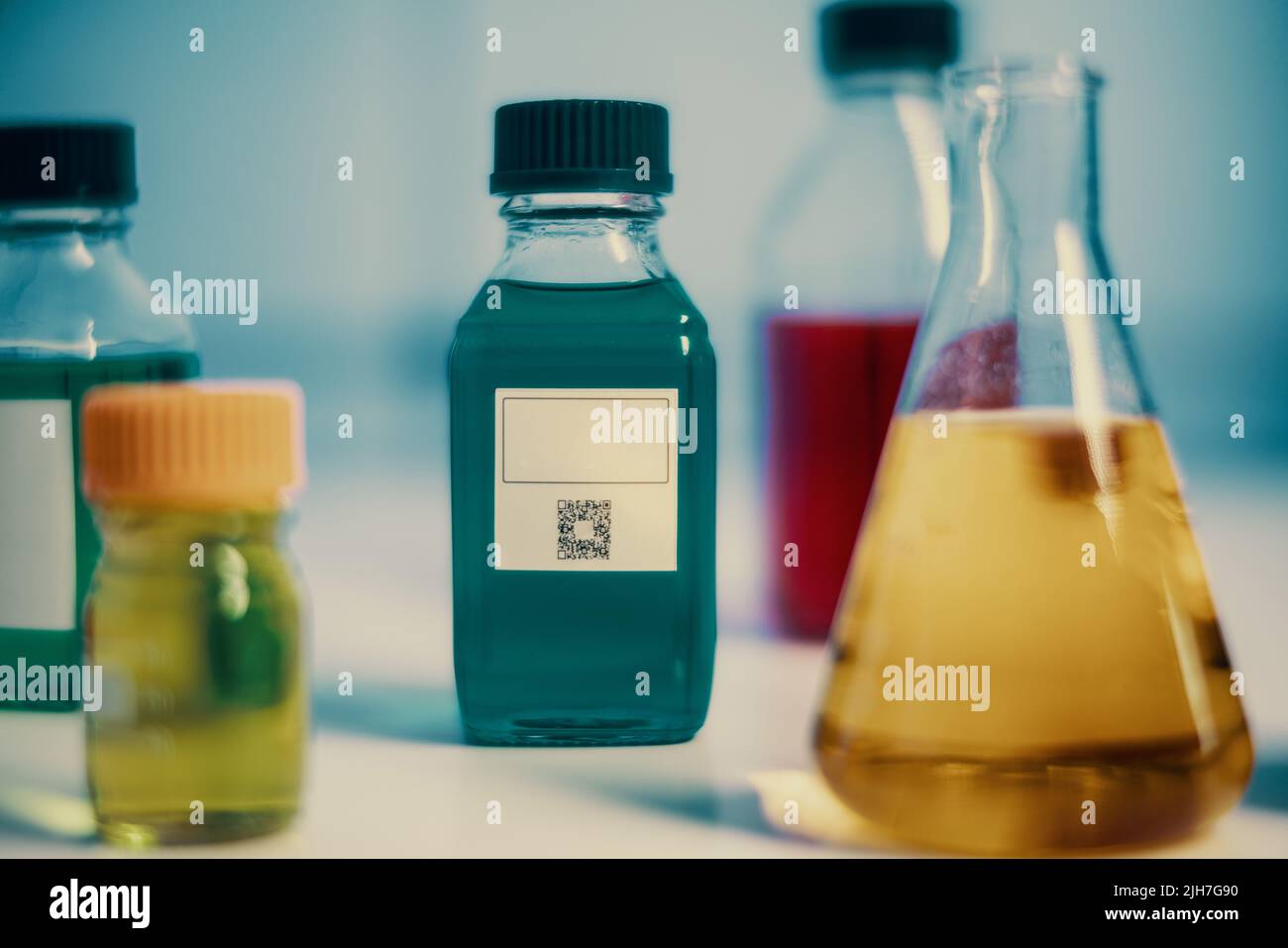 Blank sticker hi-res stock photography and images - Alamy