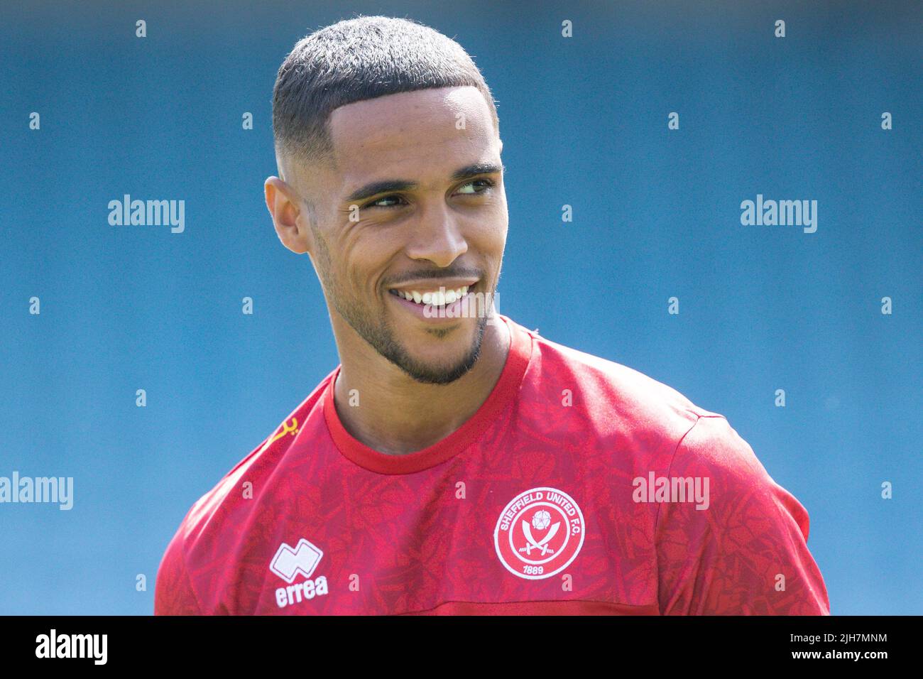 Max Lowe of Sheffield Unitedduring the pre match warm up Stock Photo ...