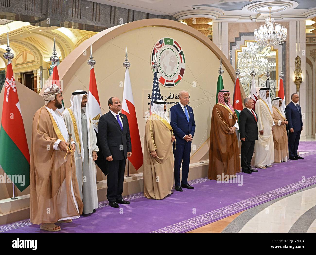 Khalifa bin zayed bin sultan al nahyan hi-res stock photography and ...