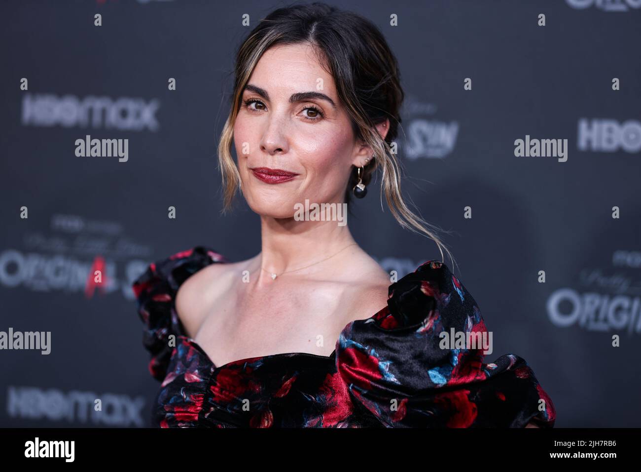 BURBANK, LOS ANGELES, CALIFORNIA, USA - JULY 15: Canadian actress Carly ...