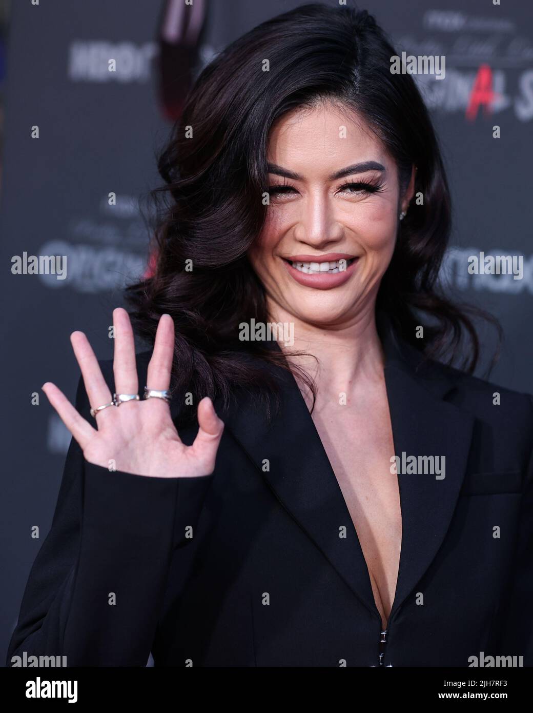 BURBANK, LOS ANGELES, CALIFORNIA, USA - JULY 15: American actress Kim ...