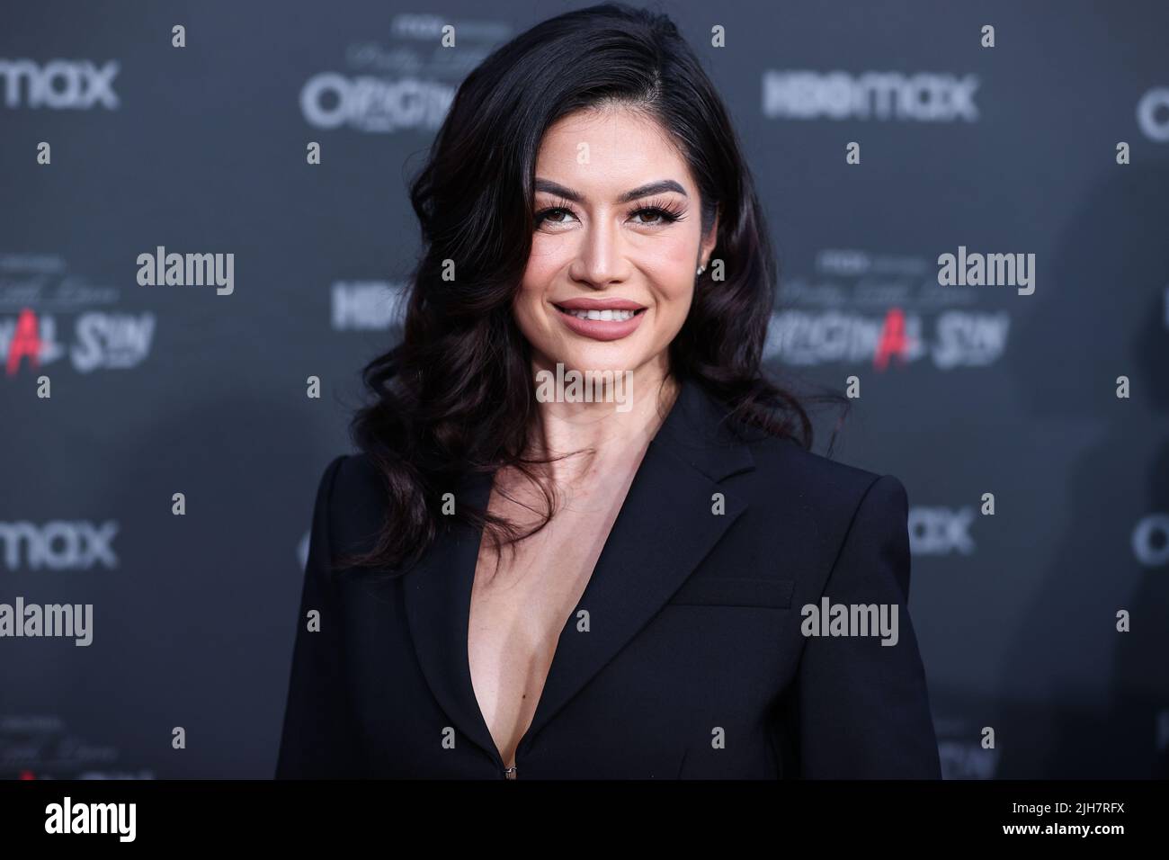 BURBANK, LOS ANGELES, CALIFORNIA, USA - JULY 15: American actress Kim ...