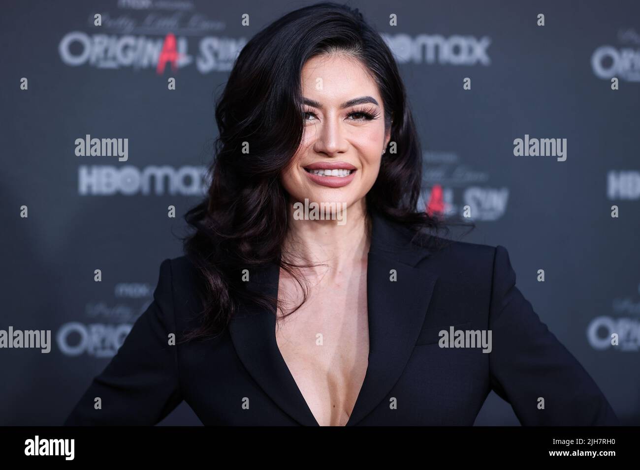 BURBANK, LOS ANGELES, CALIFORNIA, USA - JULY 15: American actress Kim ...