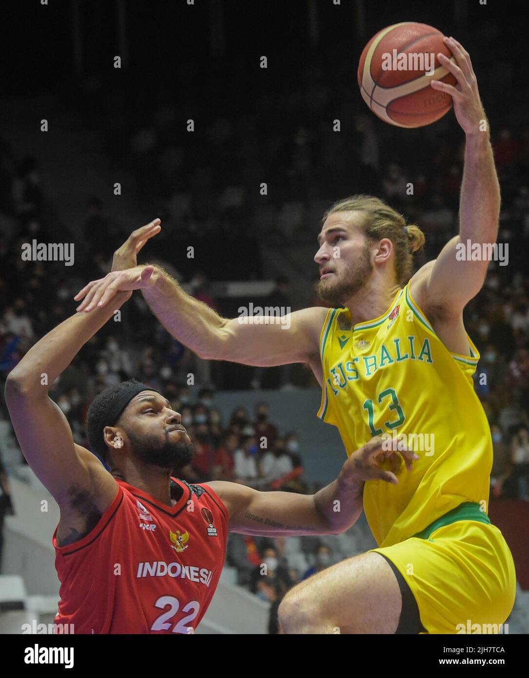 Jakarta, Indonesia. 16th July, 2022. Samson James Froling (R) of ...