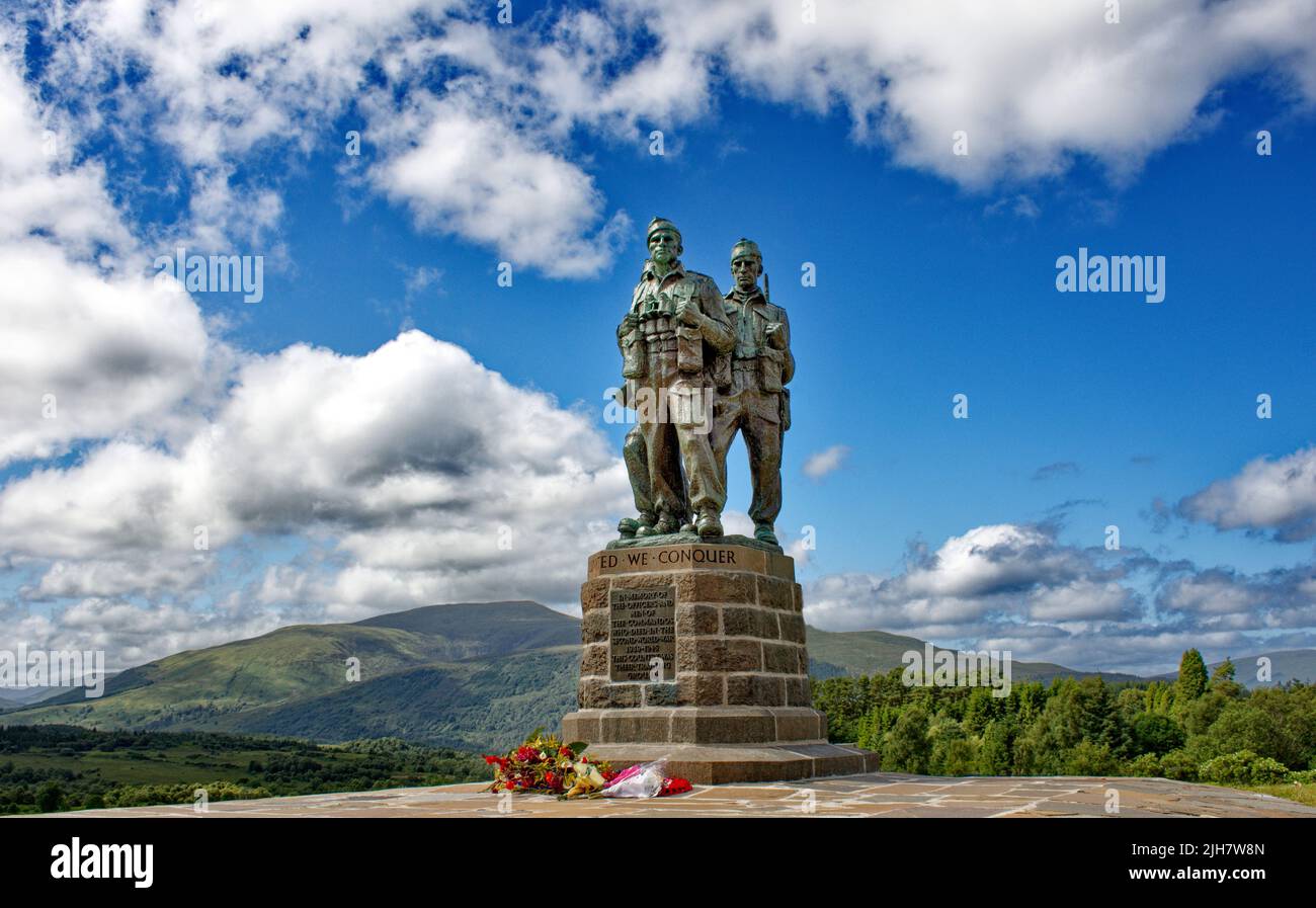 COMMANDO MEMORIAL SPEAN BRIDGE SCOTLAND THE ICONIC A LISTED STATUE ON A ...