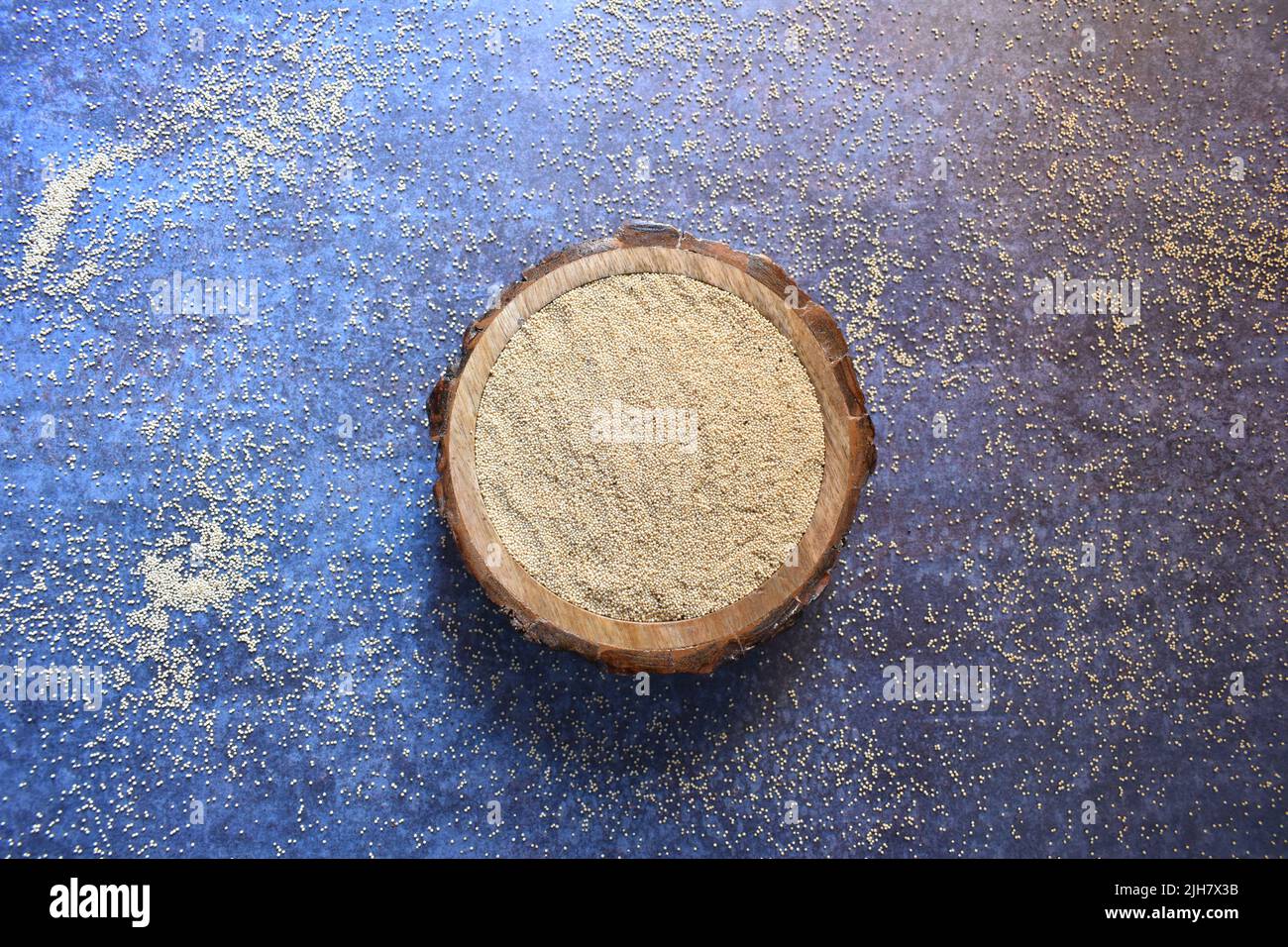 Whole meal amaranth hi-res stock photography and images - Alamy